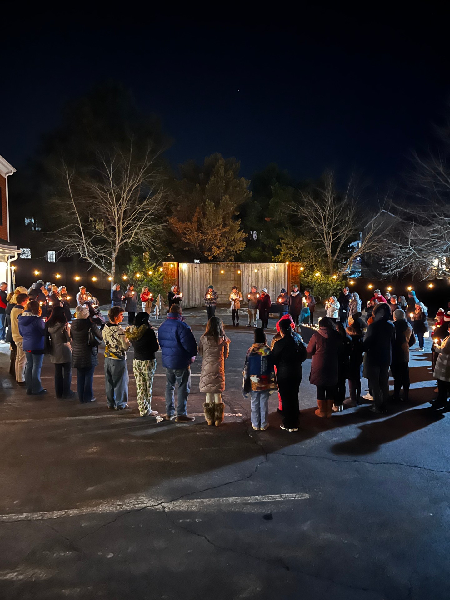 Holiday Circle of Remembrance – Full Circle Grief Center